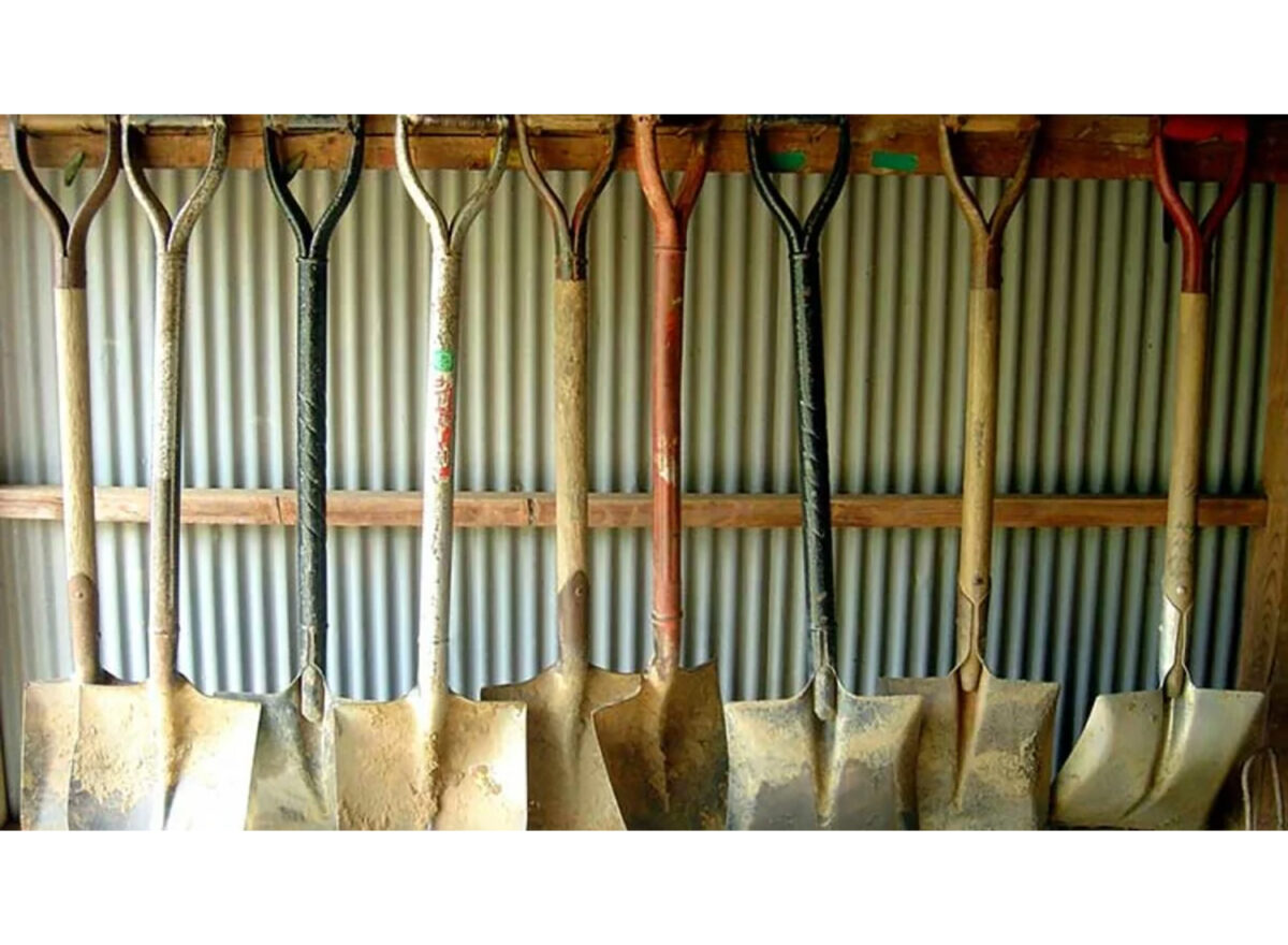 Best Shovel Types Guide 2025 | Digging, Scooping, Trenching