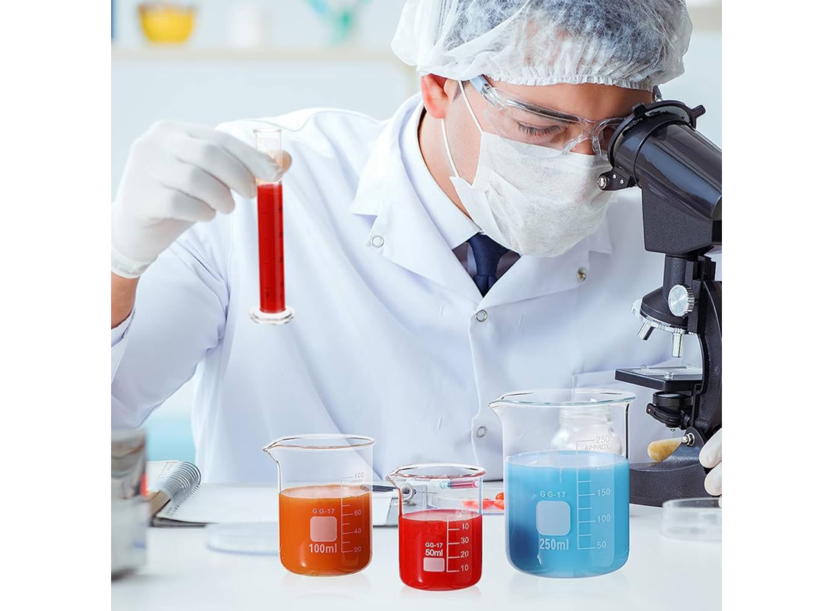 Beaker vs Graduated Cylinder: A Comprehensive Comparison