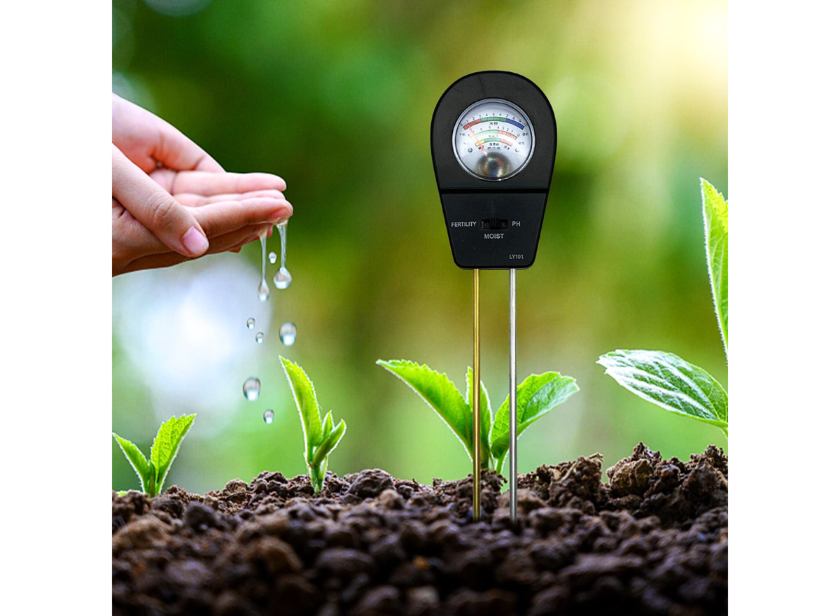 How To Use pH Meters For Soil Testing